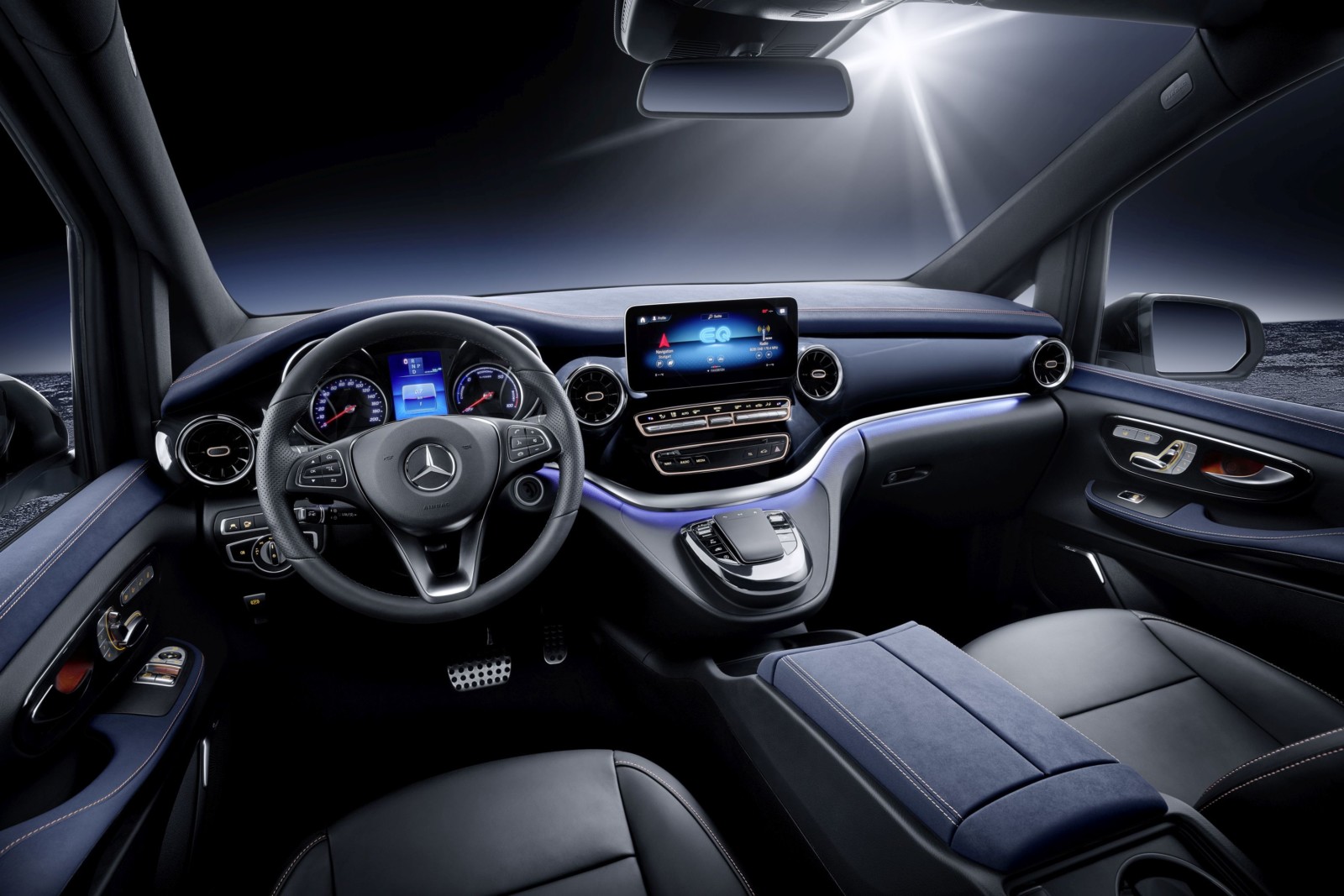 Mercedes-Benz EQV - elektryczna V-klasa o zasięgu 400 kilometrów