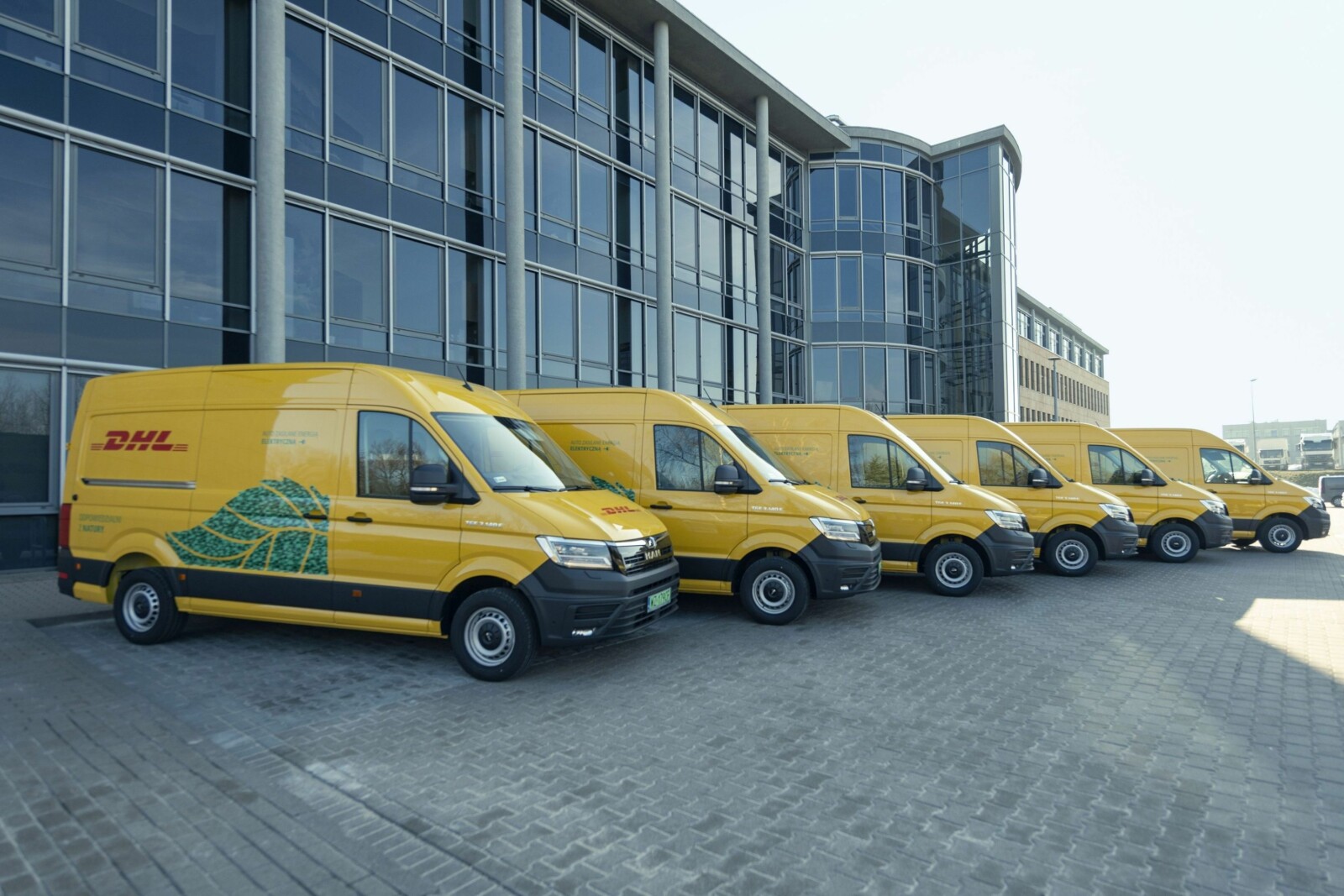 33 elektryczne MAN-y eTGE dla DHL Parcel Polska