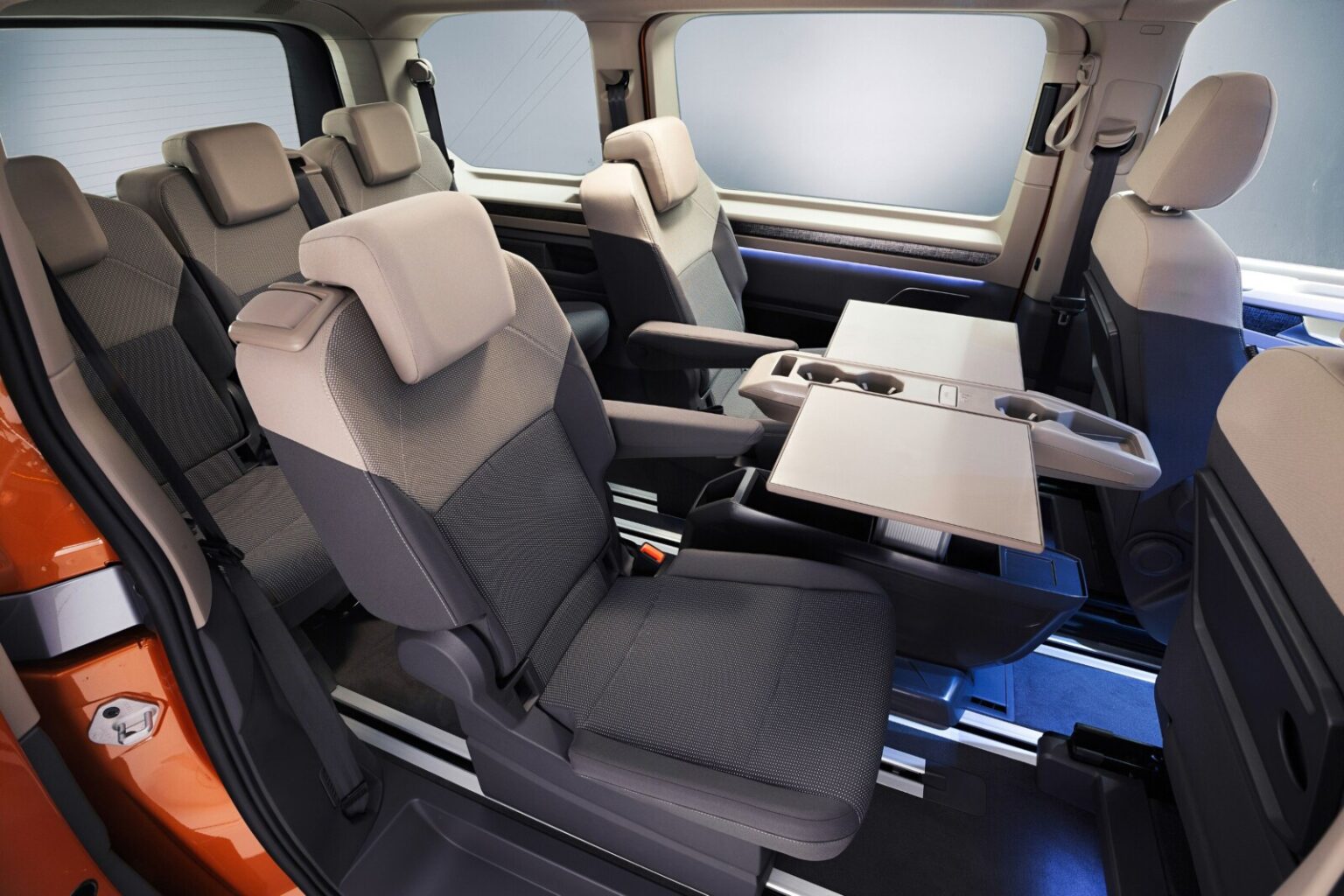 VW Multivan z 8. fotelami - start produkcji w II połowie 2025 roku